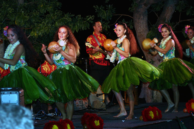 Image25_Luau_Hula